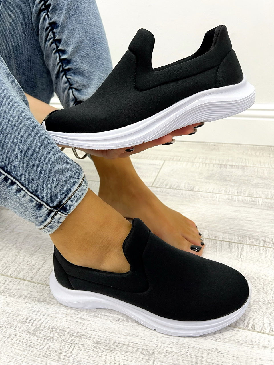 Plitke patike na višu petu - Ženska obuća HOP HOP SHOP: Ženske cipele ...