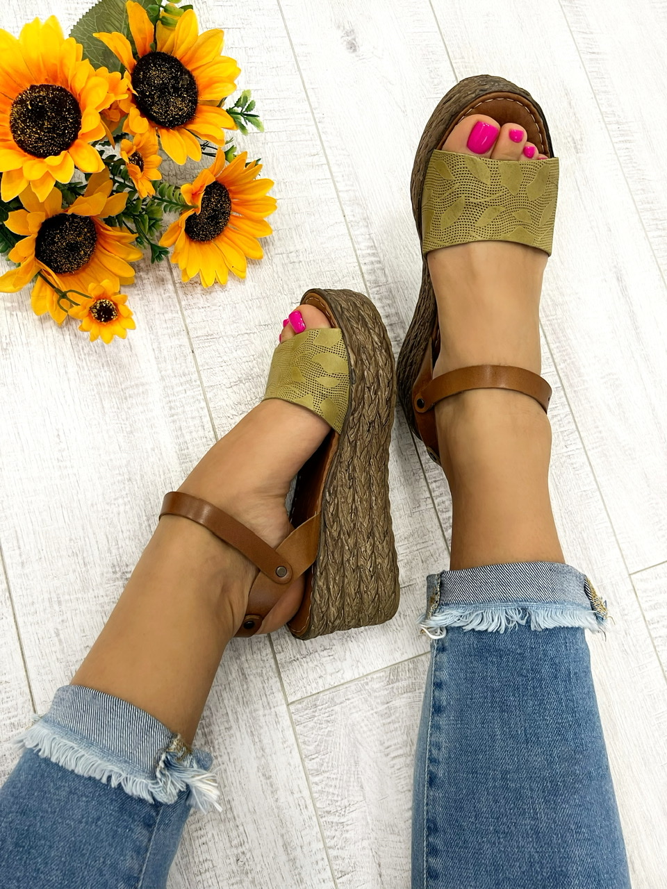 Sandale sa nižom platformom - Ženska obuća HOP HOP SHOP: Ženske cipele ...